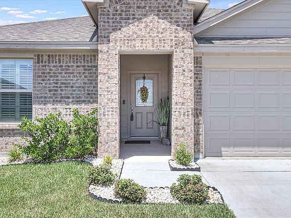 1214 Thames Chase Dr, Corpus Christi, TX 78415 | MLS #445949 | Zillow