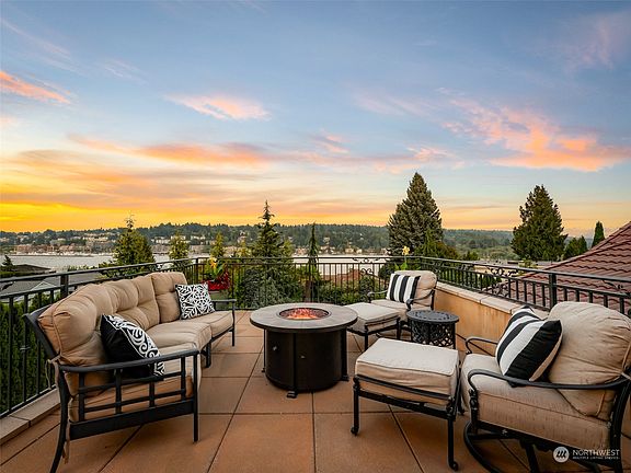 4626 95th Avenue NE, Yarrow Pt, WA 98004 | MLS #2155954 | Zillow