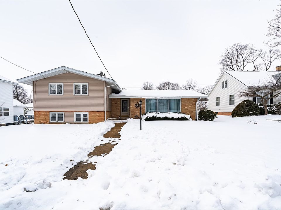 309 N Church St, Roanoke, IL 61561 | Zillow
