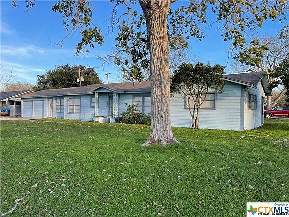 102 Texas Ave, Point Comfort, TX 77978 | Zillow