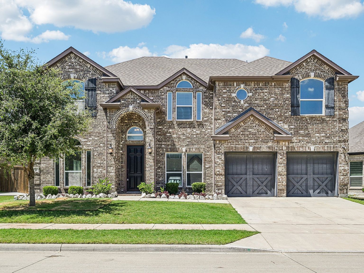 6043 Oakmere Ln, Aubrey, TX 76227 | Zillow