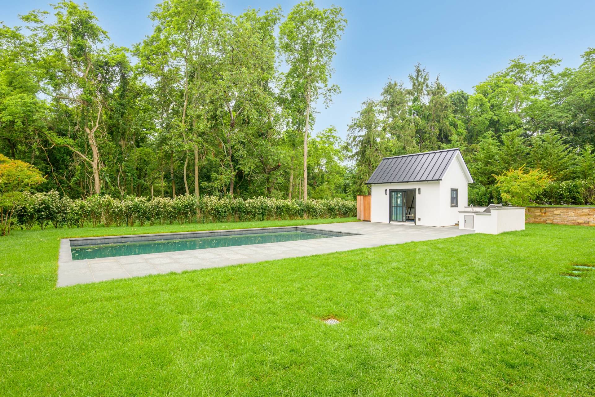 9 Kings Ln, Southampton, NY 11968 | Out East