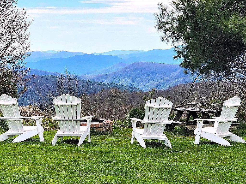 7348 Joe Johnson St, Jonas Ridge, NC 28641 | Zillow