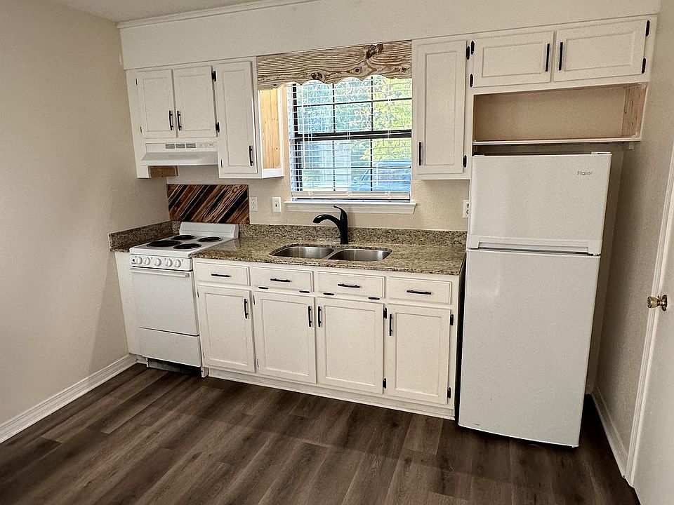 16310 South Boulevard - 5 - 16310 E Boulevard B Silverhill AL | Zillow