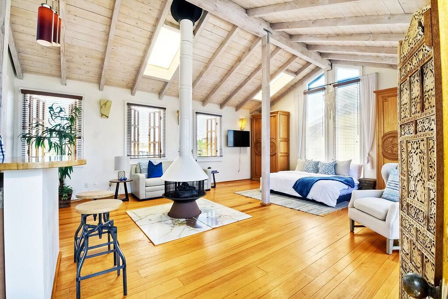 1445-47 Neptune Ave #ID1048649P, Encinitas, CA 92024 | Zillow