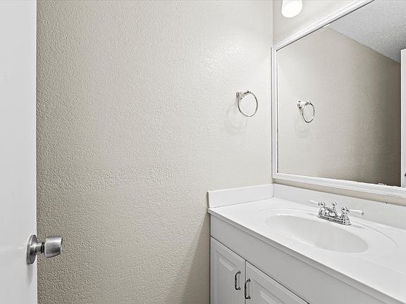 134 Summer Place Cir, Pottsboro, TX 75076 | MLS #20831747 | Zillow