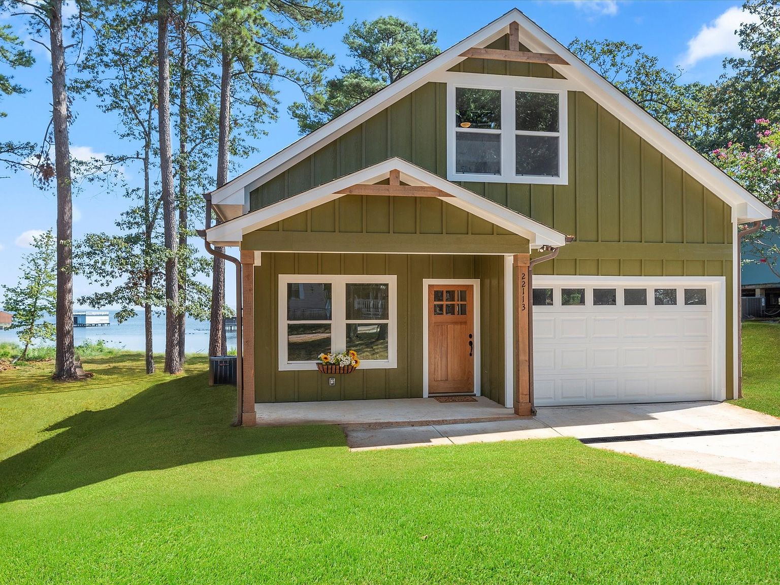 22113 Brierwood Dr, Frankston, TX 75763 | Zillow