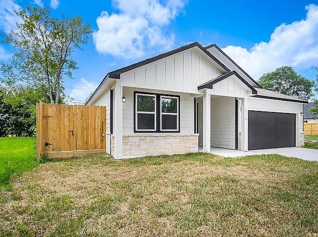 5134 Pershing St, Houston, TX 77033 | MLS #89014578 | Zillow