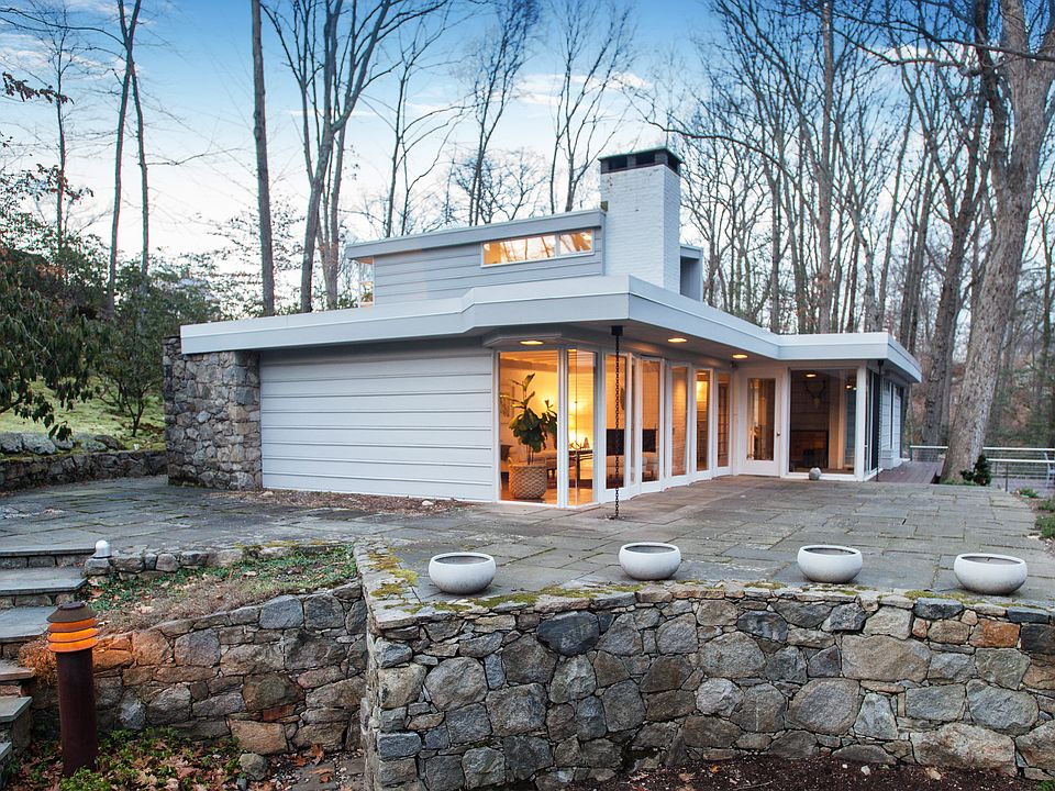 94 Lords Hwy, Weston, CT 06883 | Zillow