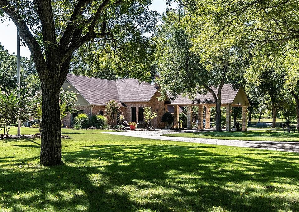 2414 Westmoreland Rd, Red Oak, TX 75154 | Zillow
