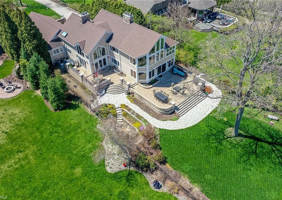 10530 Edgewater Dr, Cleveland, OH 44102 | Zillow