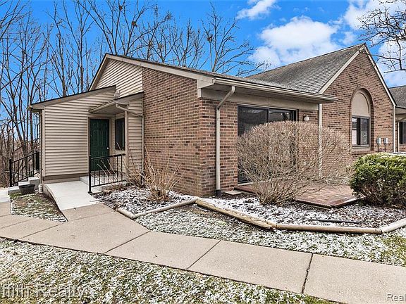 406 Spring Brooke Dr, Brighton, MI 48116 | MLS #20240021266 | Zillow