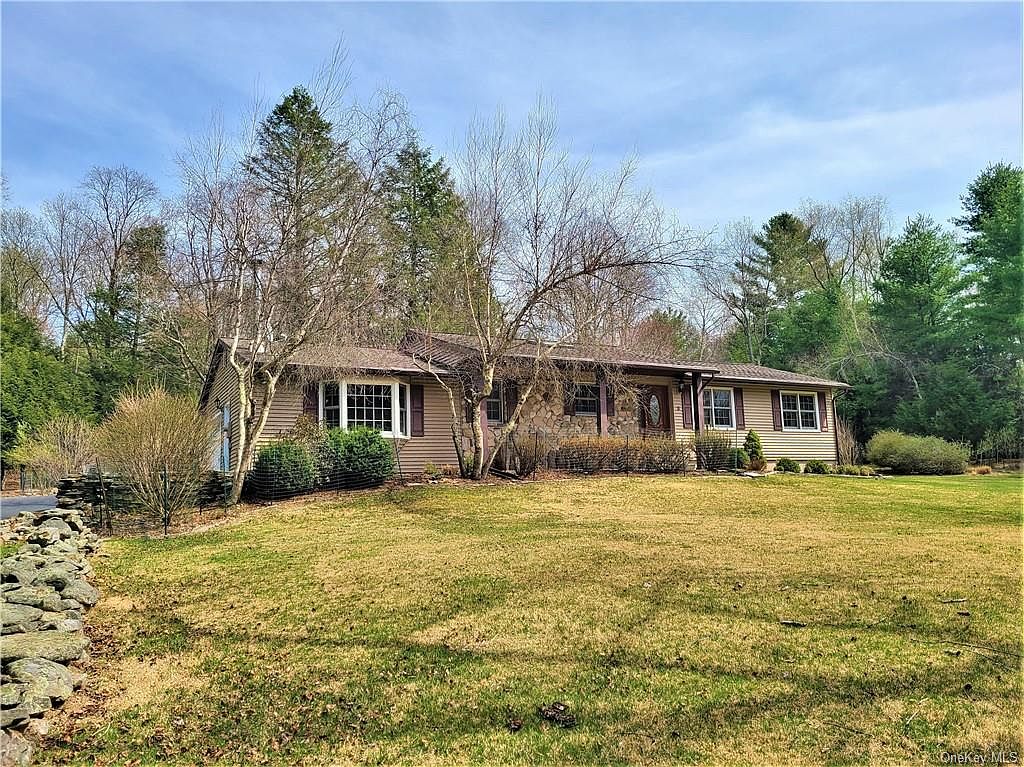9 La Grand Road, Monticello, NY 12701 | Zillow