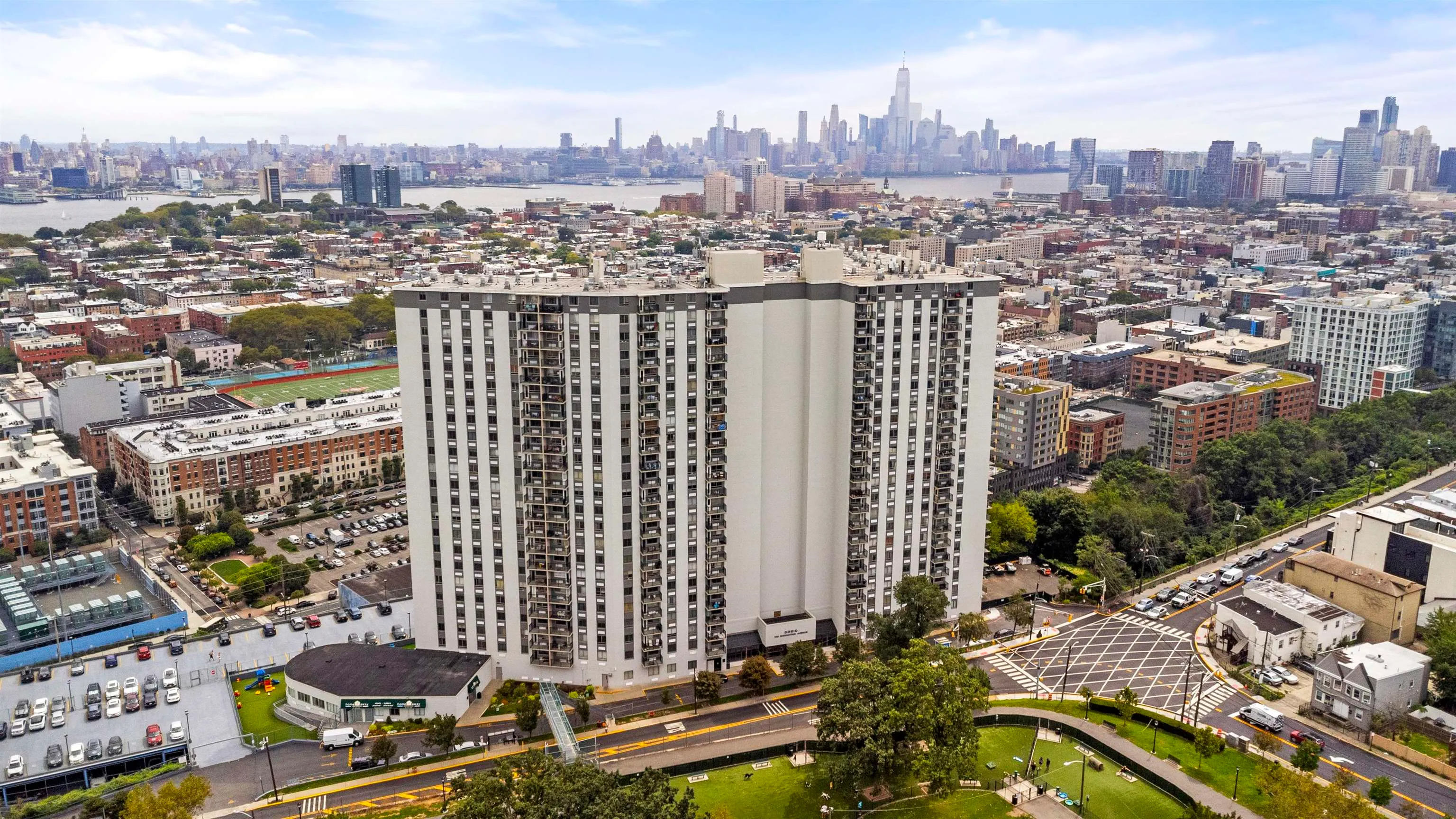 100 Manhattan Avenue #1810 in Union City, New Jersey | StreetEasy