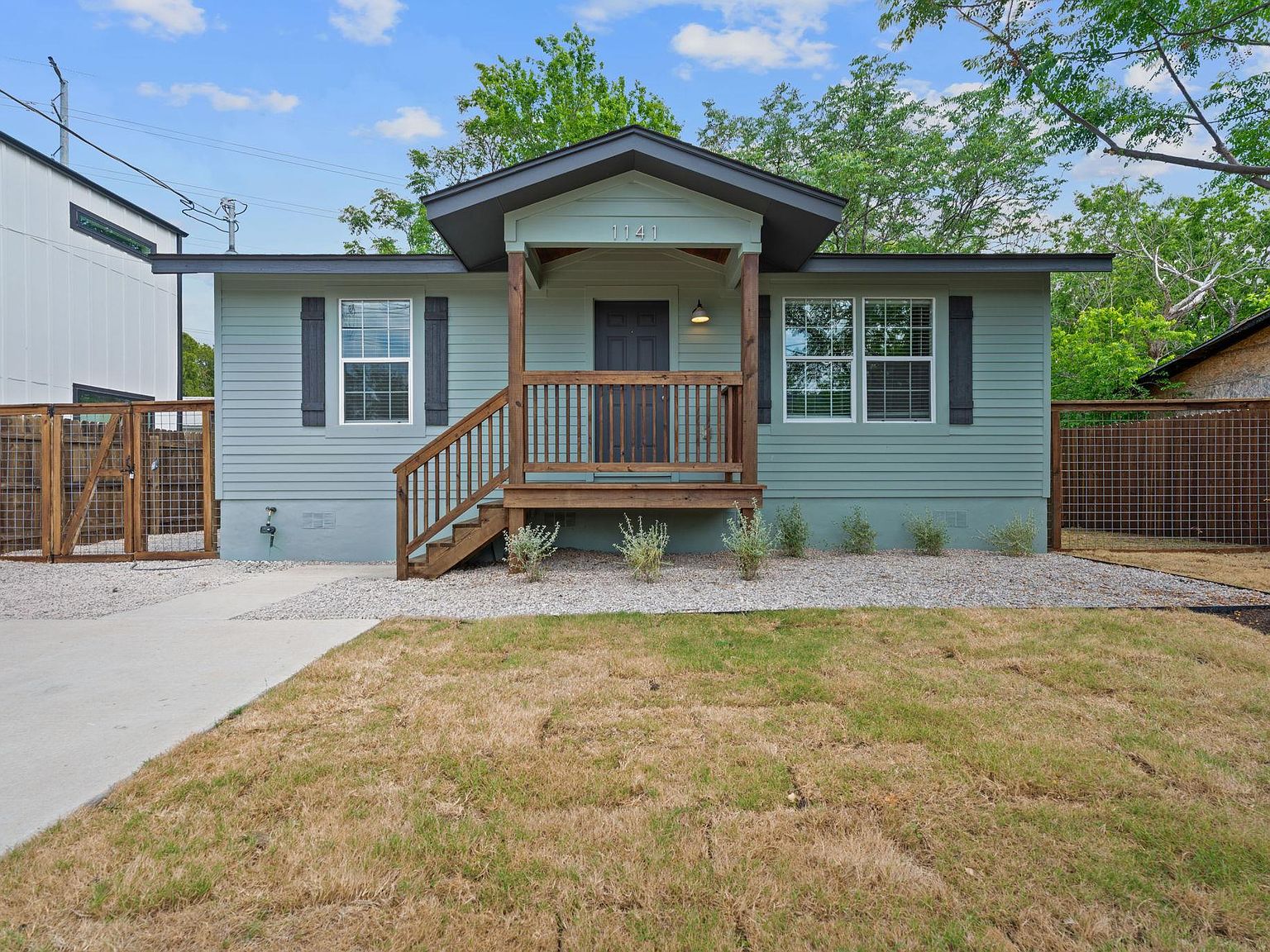 1141 Mansell Ave, Austin, TX 78721 | MLS #2755785 | Zillow