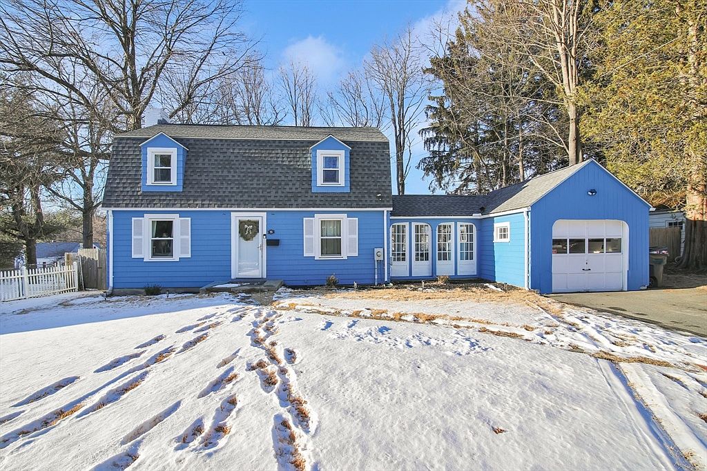 98 Plumtree Rd, Springfield, MA 01118 | Zillow