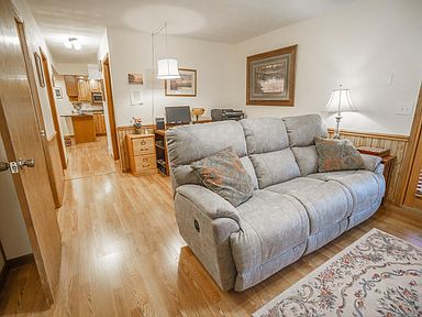 417 Ridgeview Dr SE, Independence, IA 50644 | Zillow