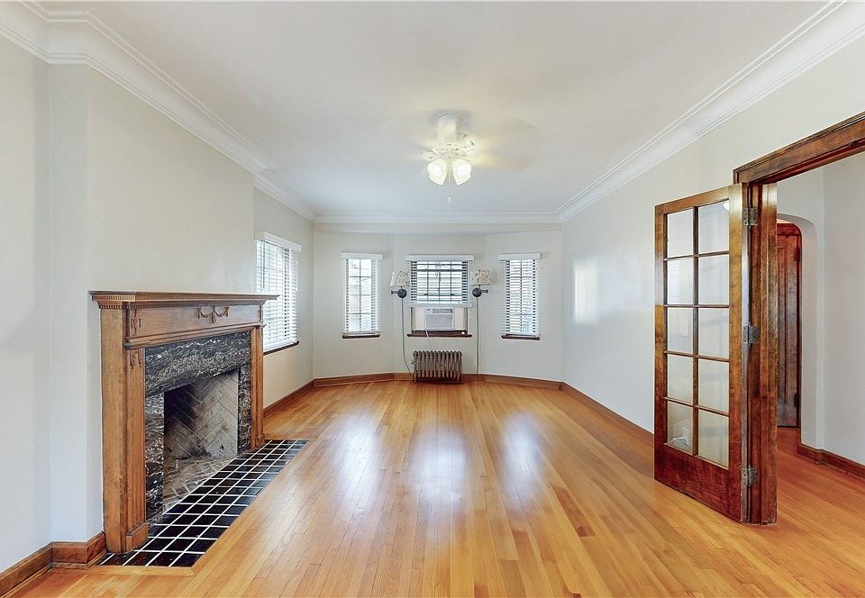 Mix Of Old And Modern! Circa 1927 Tudor Home In Shaker Heights, Ohio ...