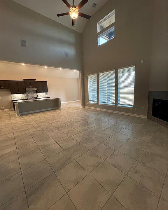 715 W Point Dr, Rosharon, TX 77583 | MLS #66837602 | Zillow