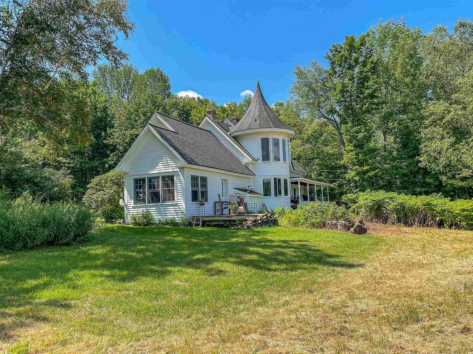 20 Hodge Road, Lancaster, NH 03584 | Zillow