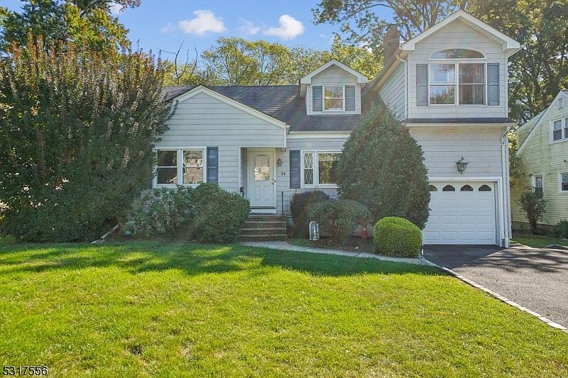 25 Montgomery Rd, Livingston, NJ 07039 | Zillow