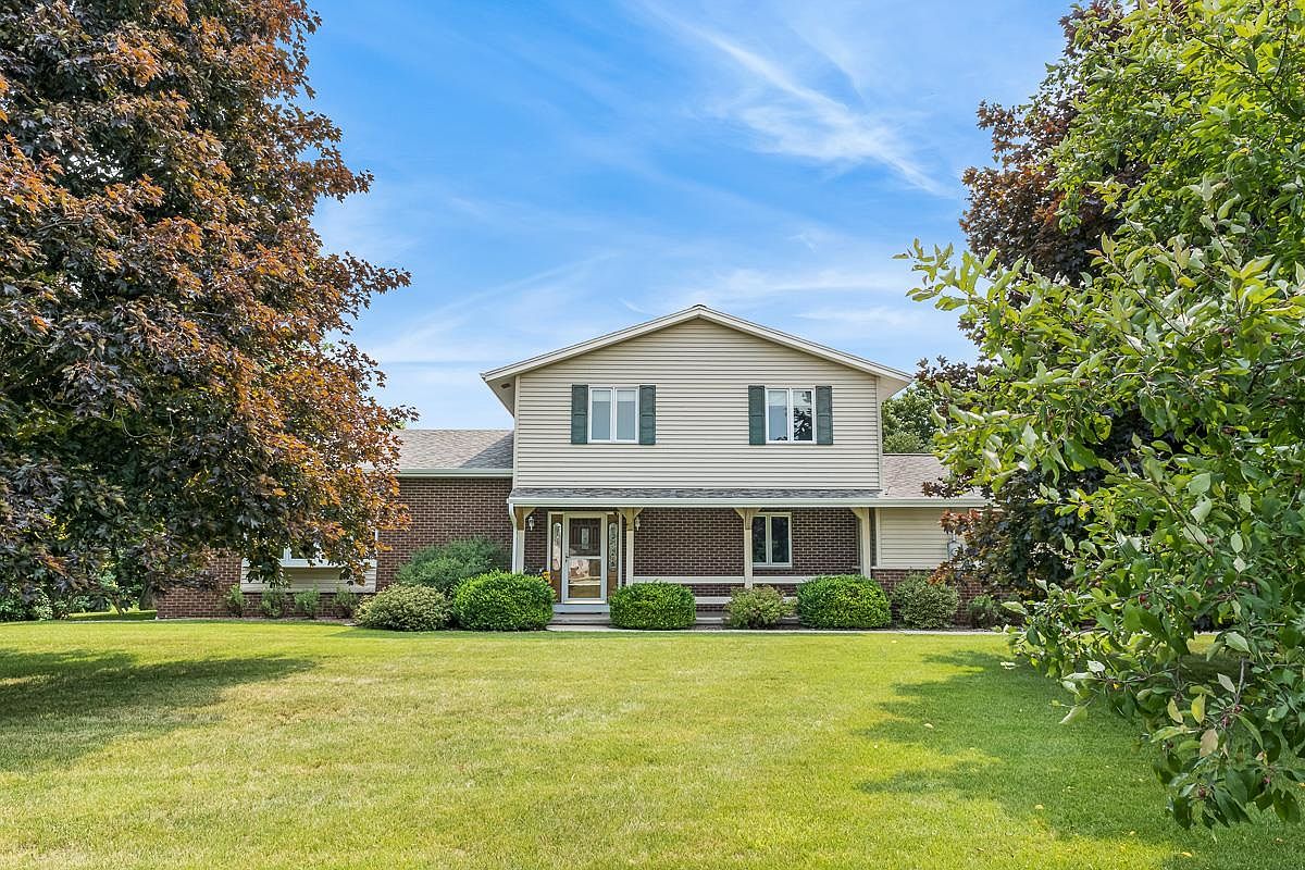 4775 Dickinson Rd, De Pere, WI 54115 | MLS #50278417 | Zillow