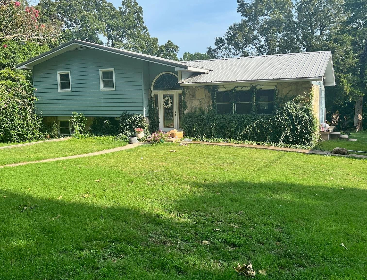 515 W 15th St, Yellville, AR 72687 | MLS #126876 | Zillow