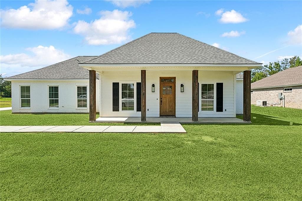 13704 Alvin Sibley Rd, Walker, LA 70785 | Zillow