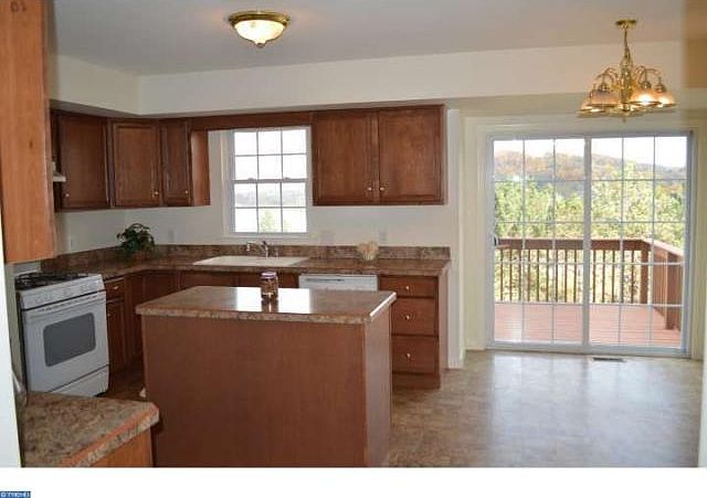 208 Longview Dr, Sinking Spring, PA 19608 | Zillow