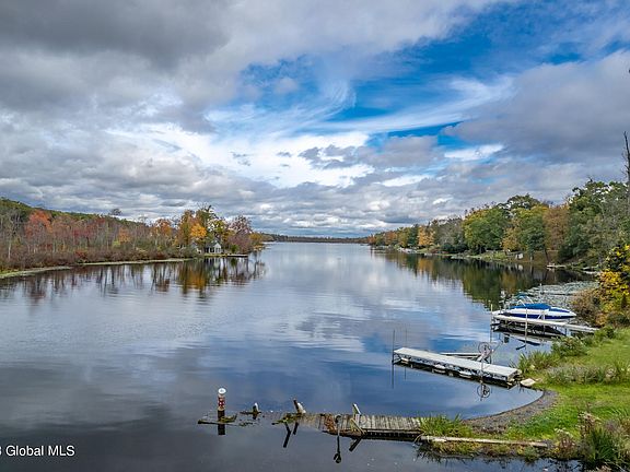 21 Pearce Lane, Ballston Lake, NY 12019 | Zillow