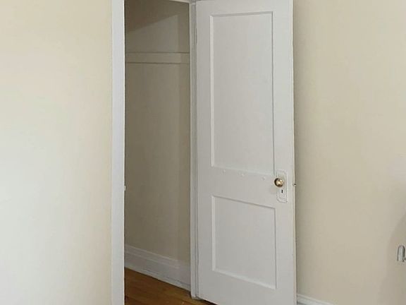 4935 W 18th St #1E, Cicero, IL 60804 | Zillow