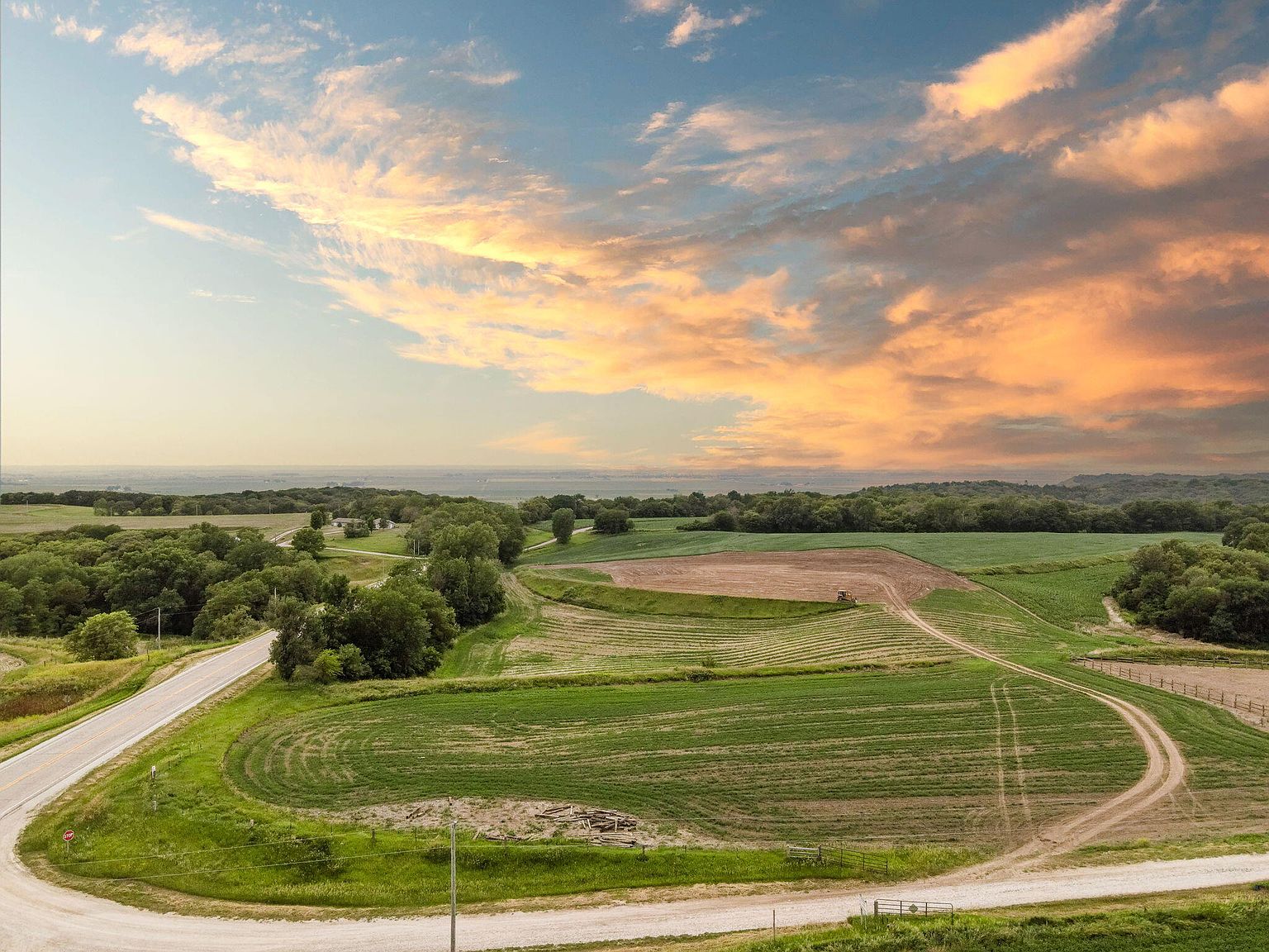 127 Ia, Missouri Valley, IA 51555 | Zillow