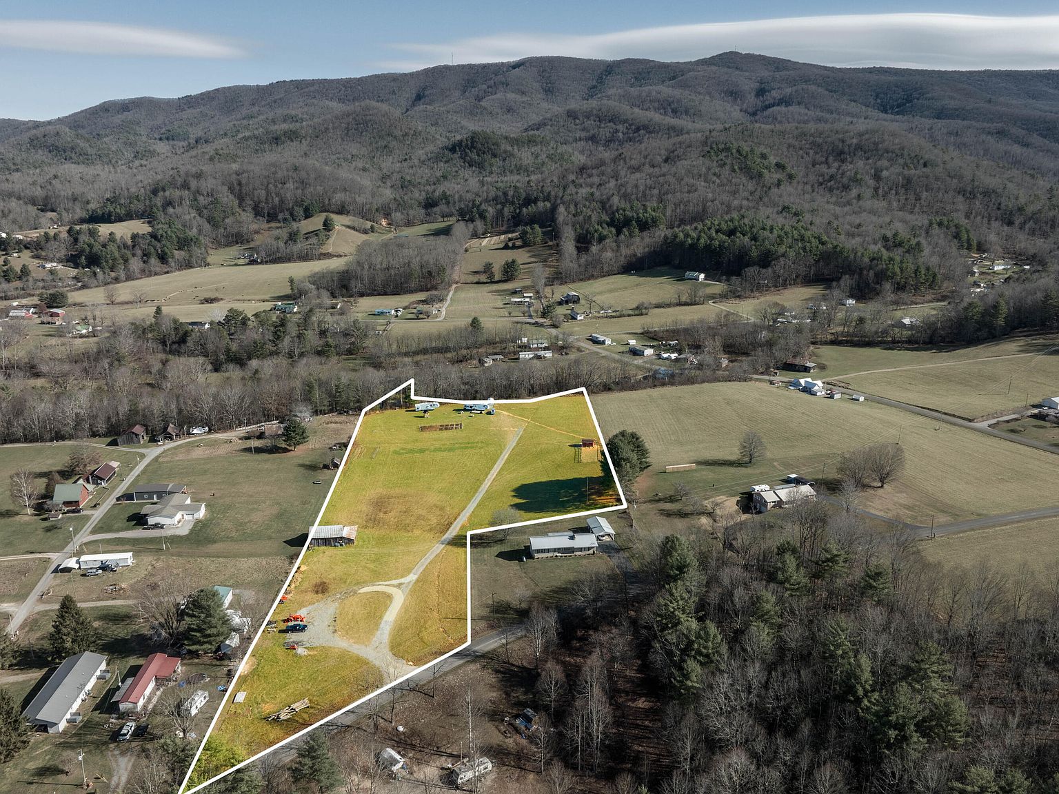 3080 Crackers Neck Rd, Mountain City, TN 37683 | Zillow