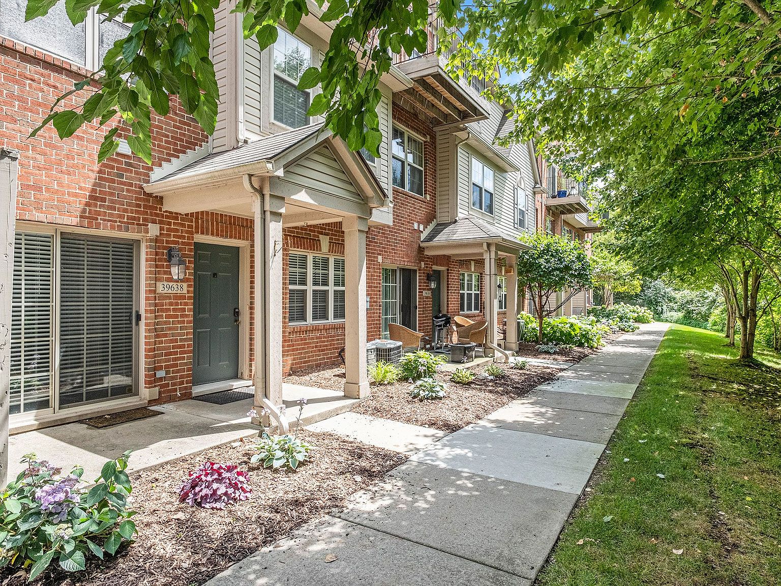 39638 Rockcrest Ln, Northville, MI 48168 | Zillow