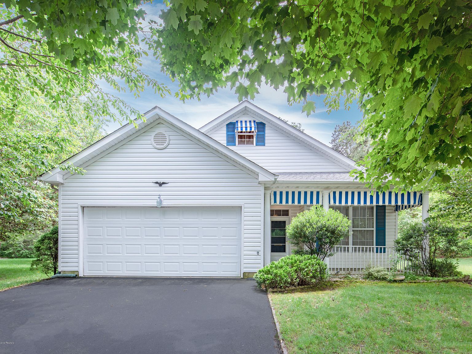 24 Impatiens Ct, Brick, NJ 08724 | Zillow