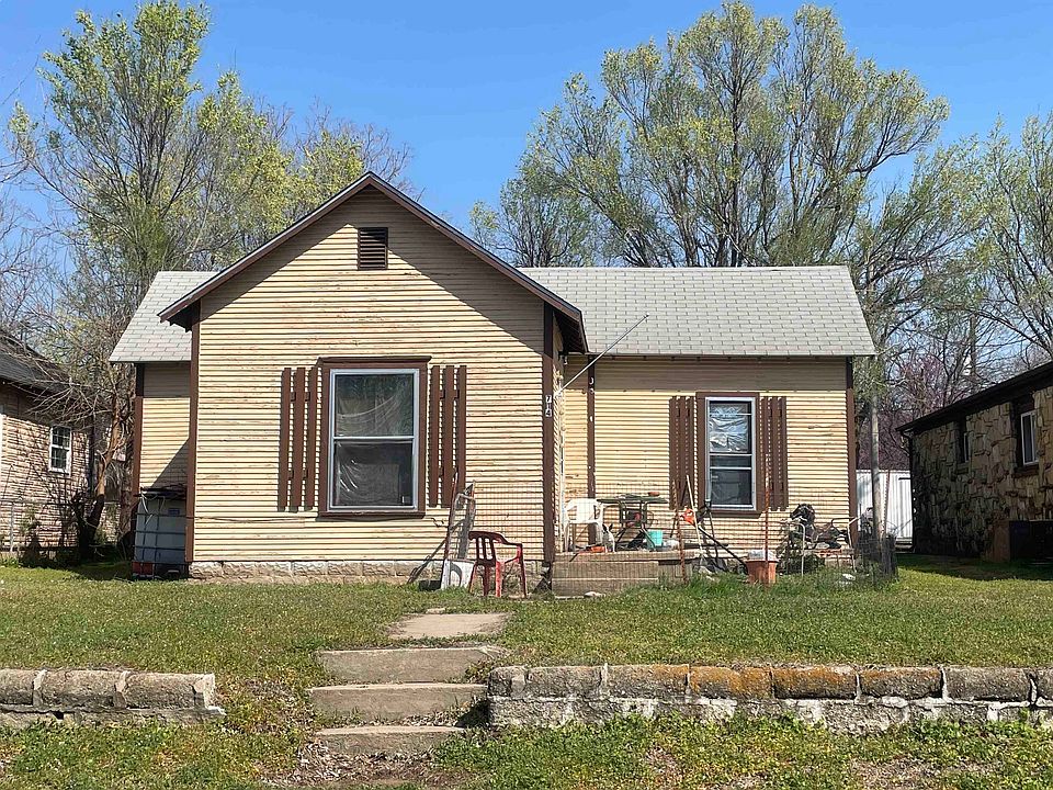 714 N 5th St, Arkansas City, KS 67005 | Zillow