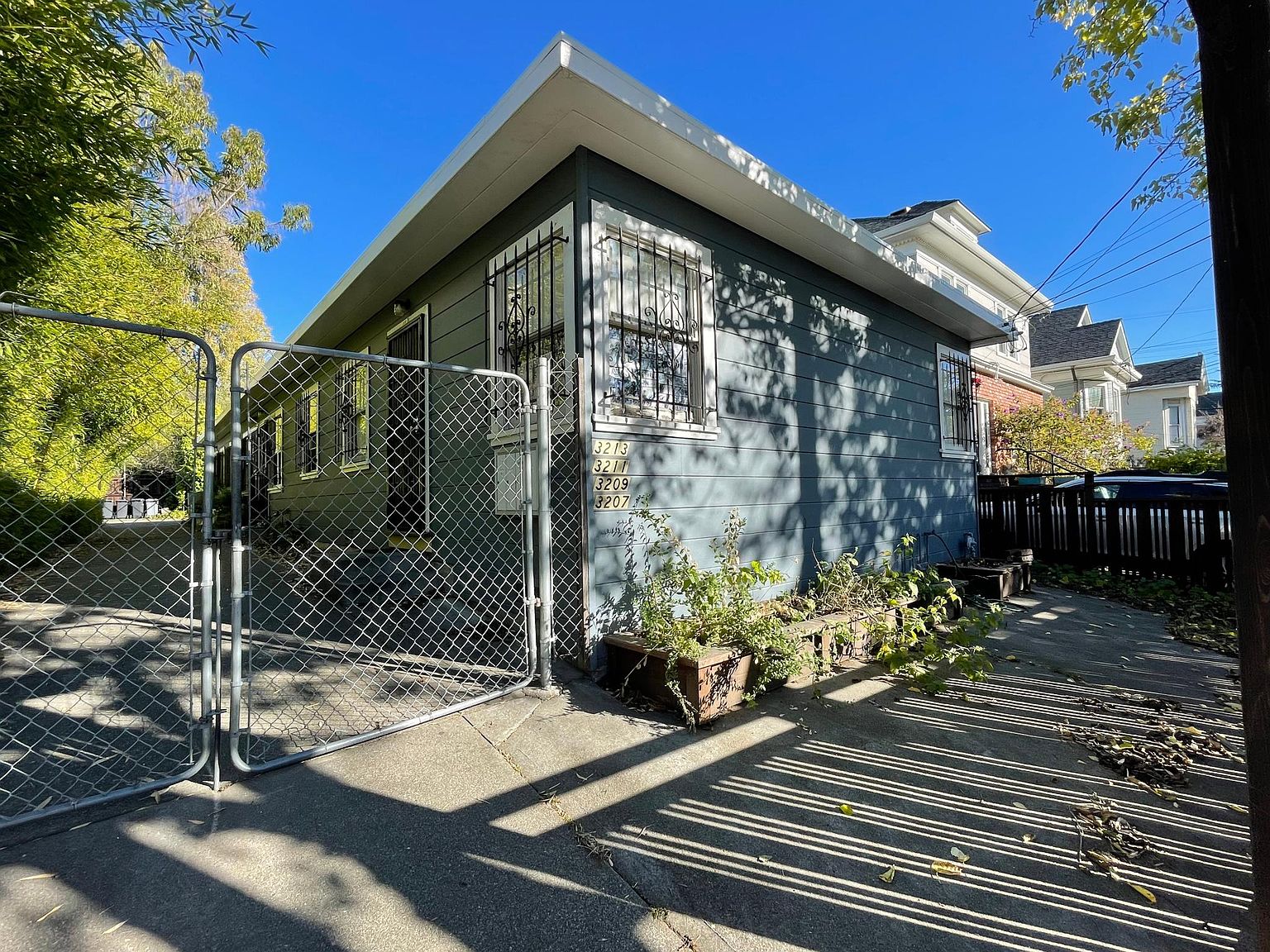3209 Ellis St, Berkeley, CA 94703 | Zillow
