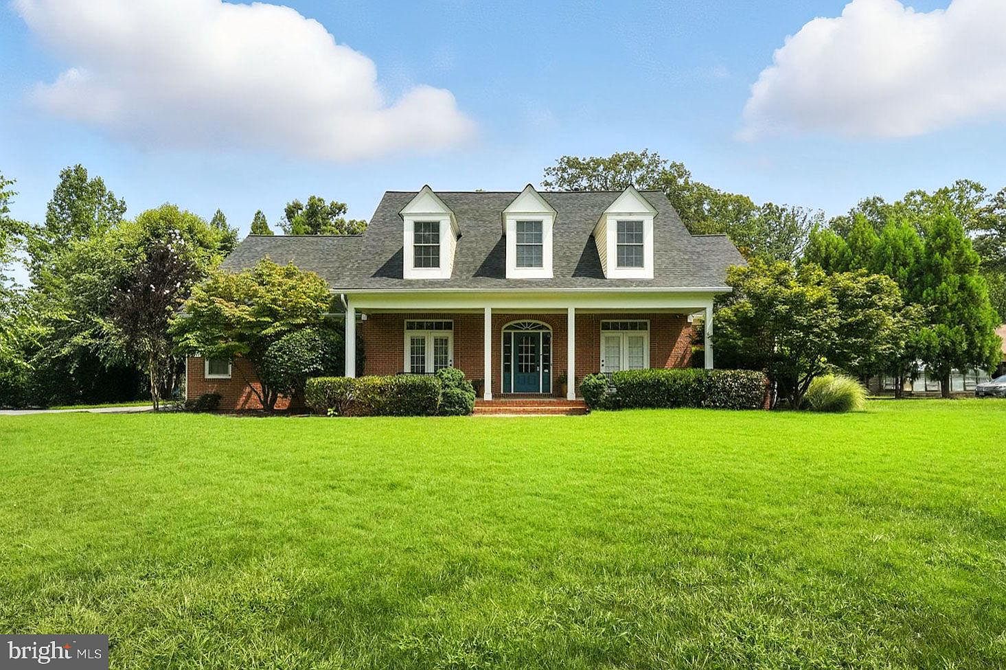 5611 Edgemont Dr, Alexandria, VA 22310 | Zillow