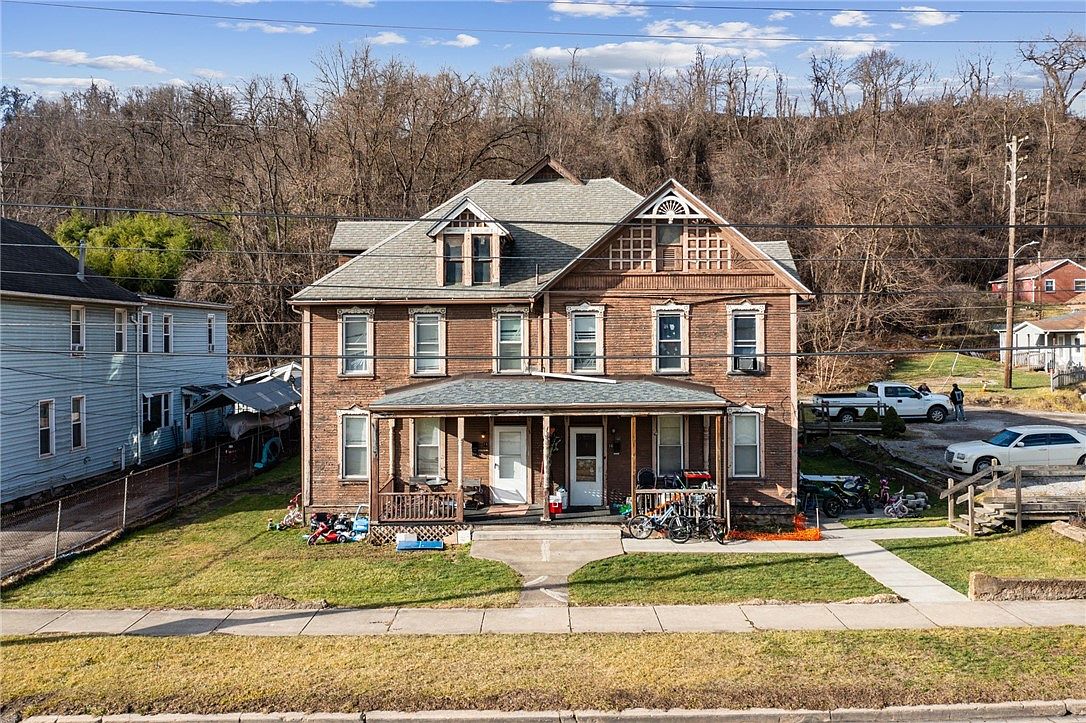 16 N Canal St, Natrona Heights, PA 15065 | MLS #1685045 | Zillow