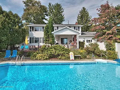 7 Lakeside Dr Clarks Summit, PA | Zillow