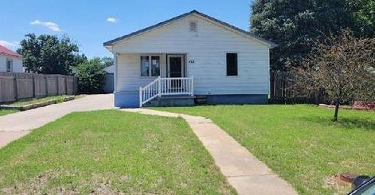 423 N Pearlette St, Meade, KS 67864 | MLS #0 | Zillow