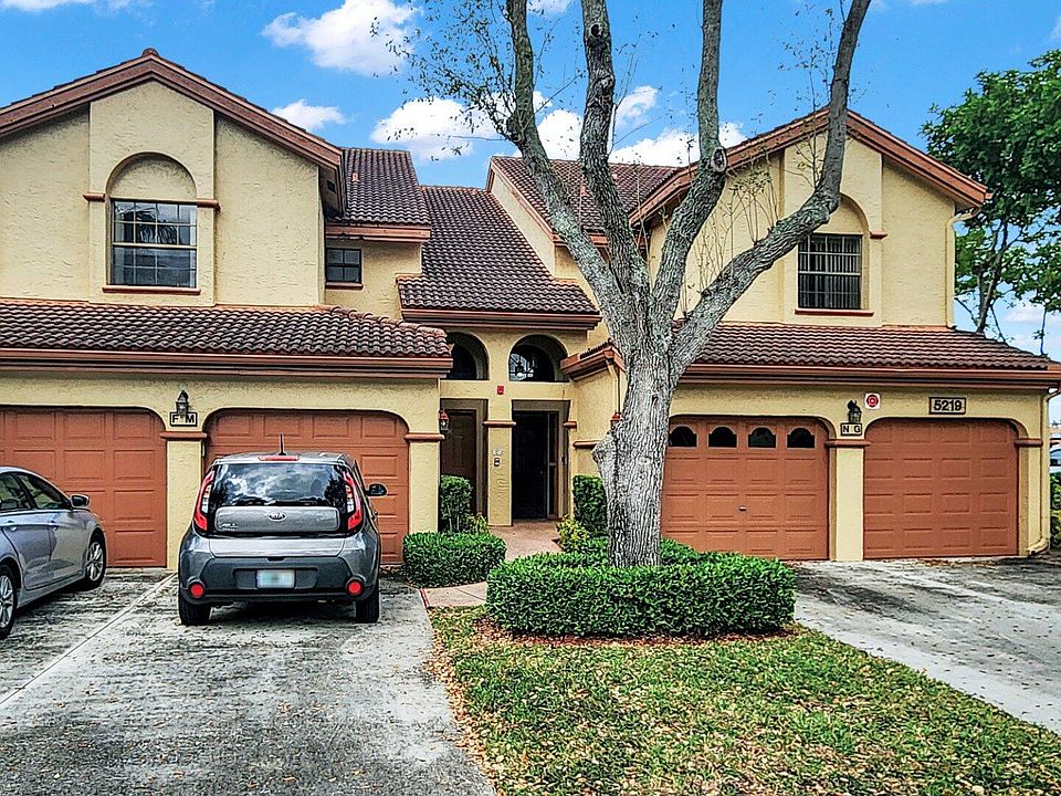 5219 Europa Dr APT M, Boynton Beach, FL 33437 | Zillow