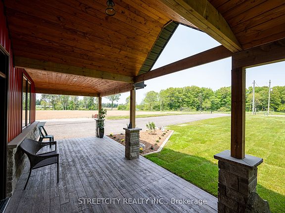 43297 Roberts Line, Central Elgin, ON N0L 2L0 | MLS #X12196464 | Zillow