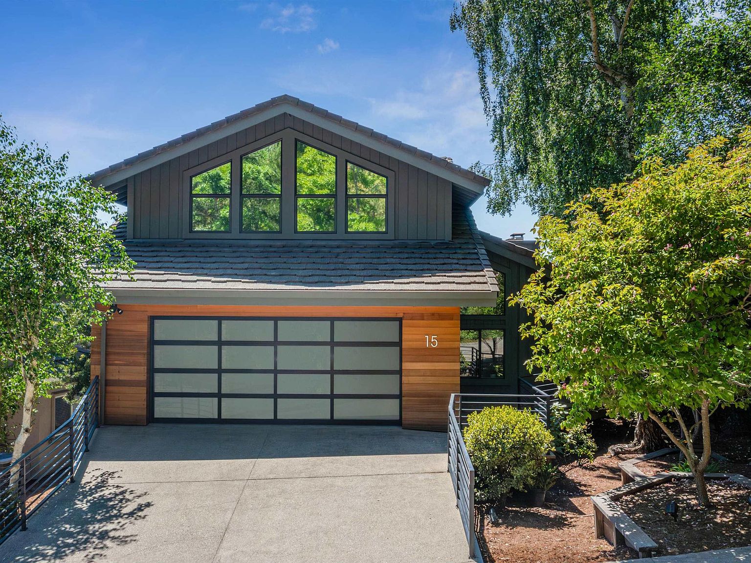 15 Bay Forest Dr, Oakland, CA 94611 | Zillow