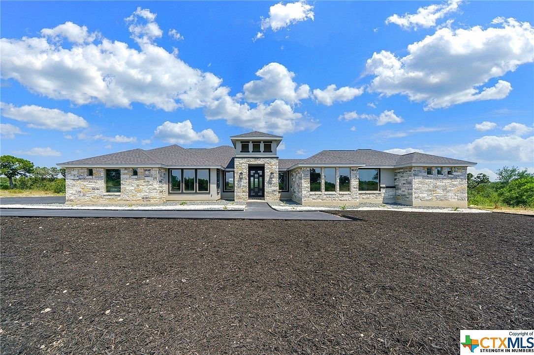 1470 Private Road 2771, Mico, TX 78056 | MLS #515841 | Zillow