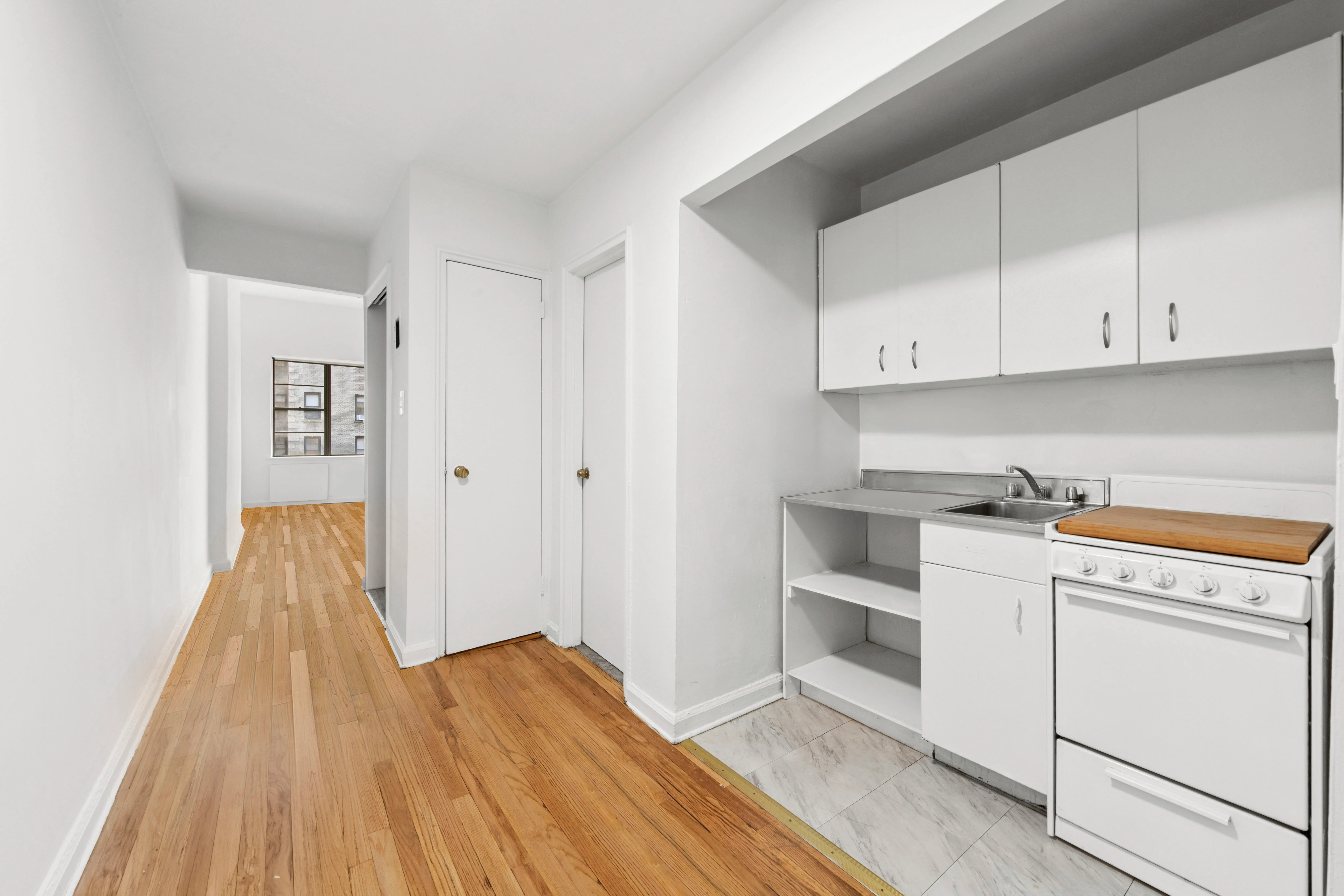 44 West 72nd Street #5D in Lincoln Square, Manhattan | StreetEasy