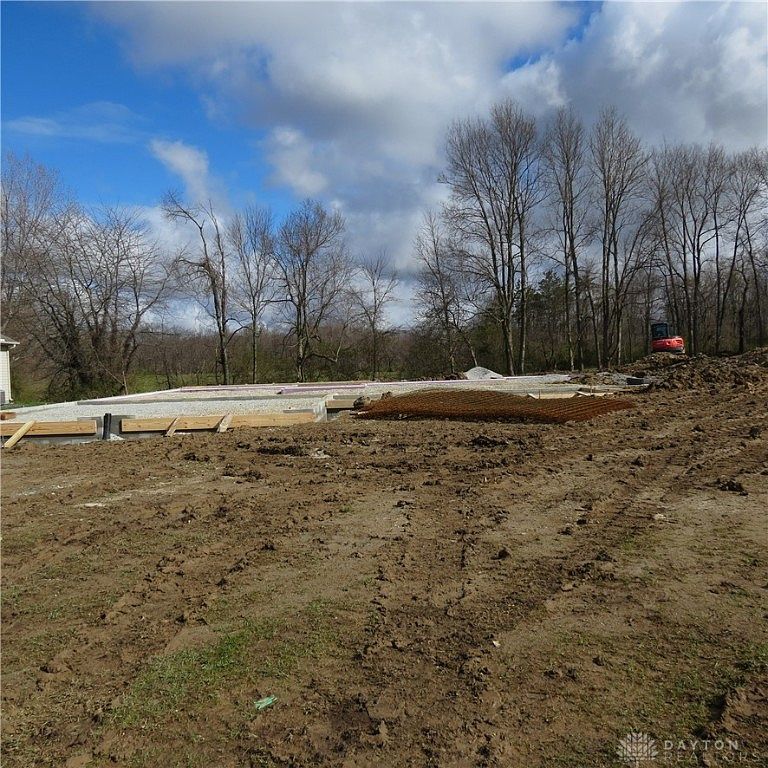 968 Winter Ridge Dr, Sidney, OH 45365 | Zillow