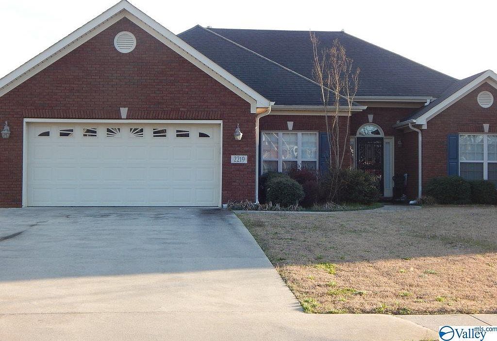 2219 Almon Way SW, Decatur, AL 35603 | Zillow