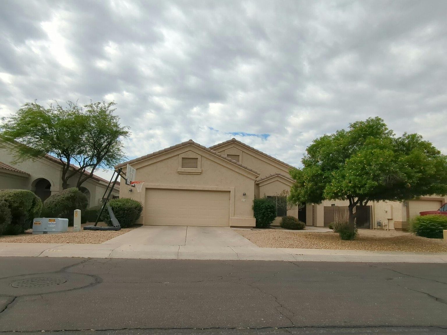 647 E Ranch Rd, Gilbert, AZ 85296 | Zillow