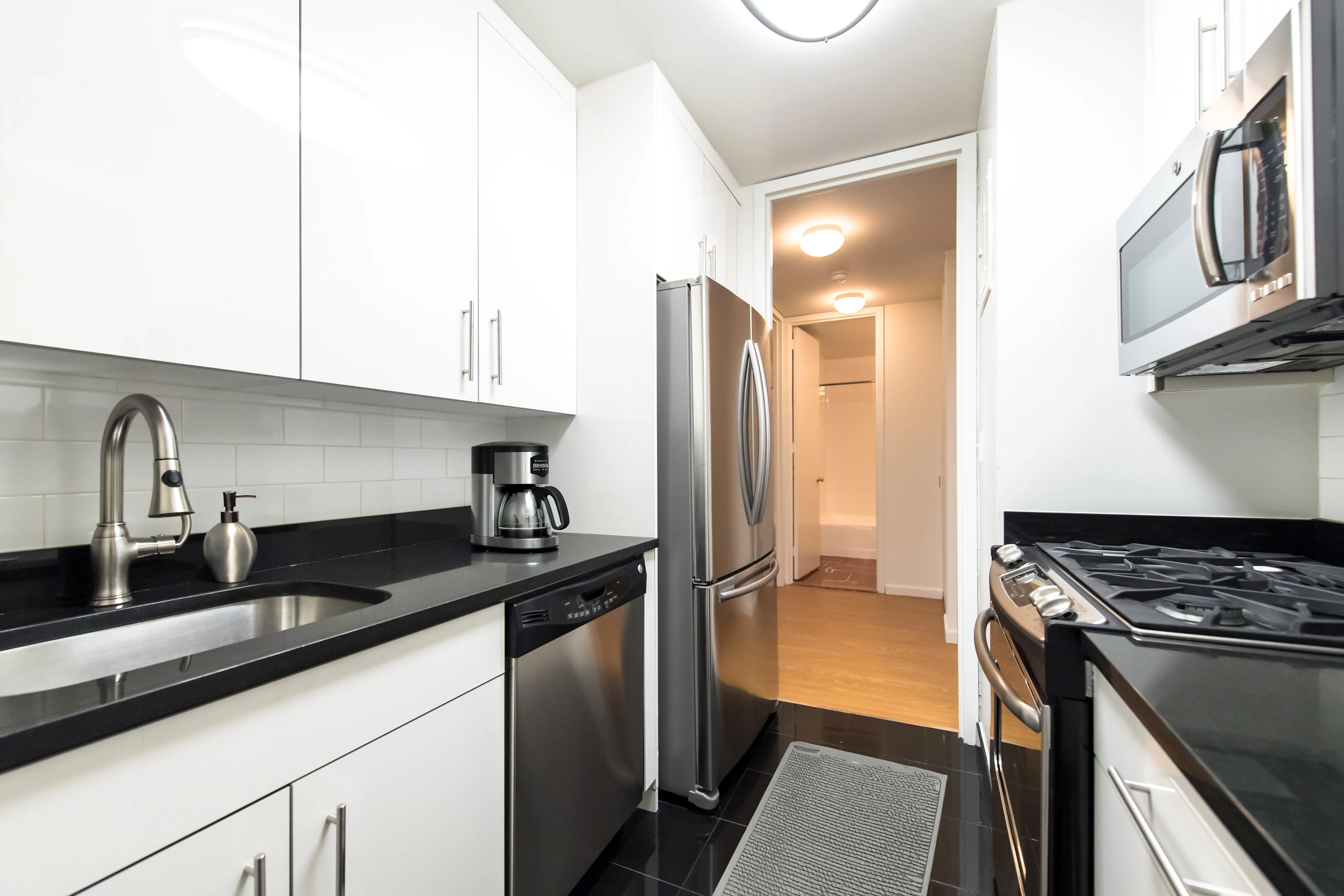 525 East 72nd Street #10J in Lenox Hill, Manhattan | StreetEasy